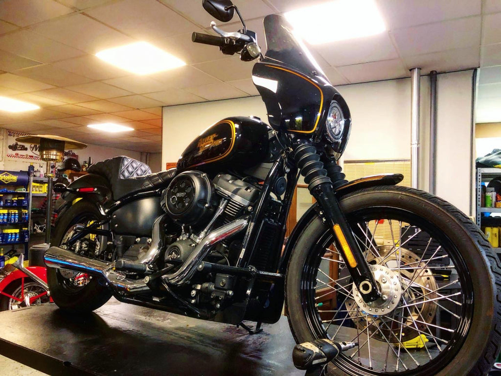 Dominator Rear Crash Bar Softail StreetBob / Fat Bob / Low Rider / Har ...